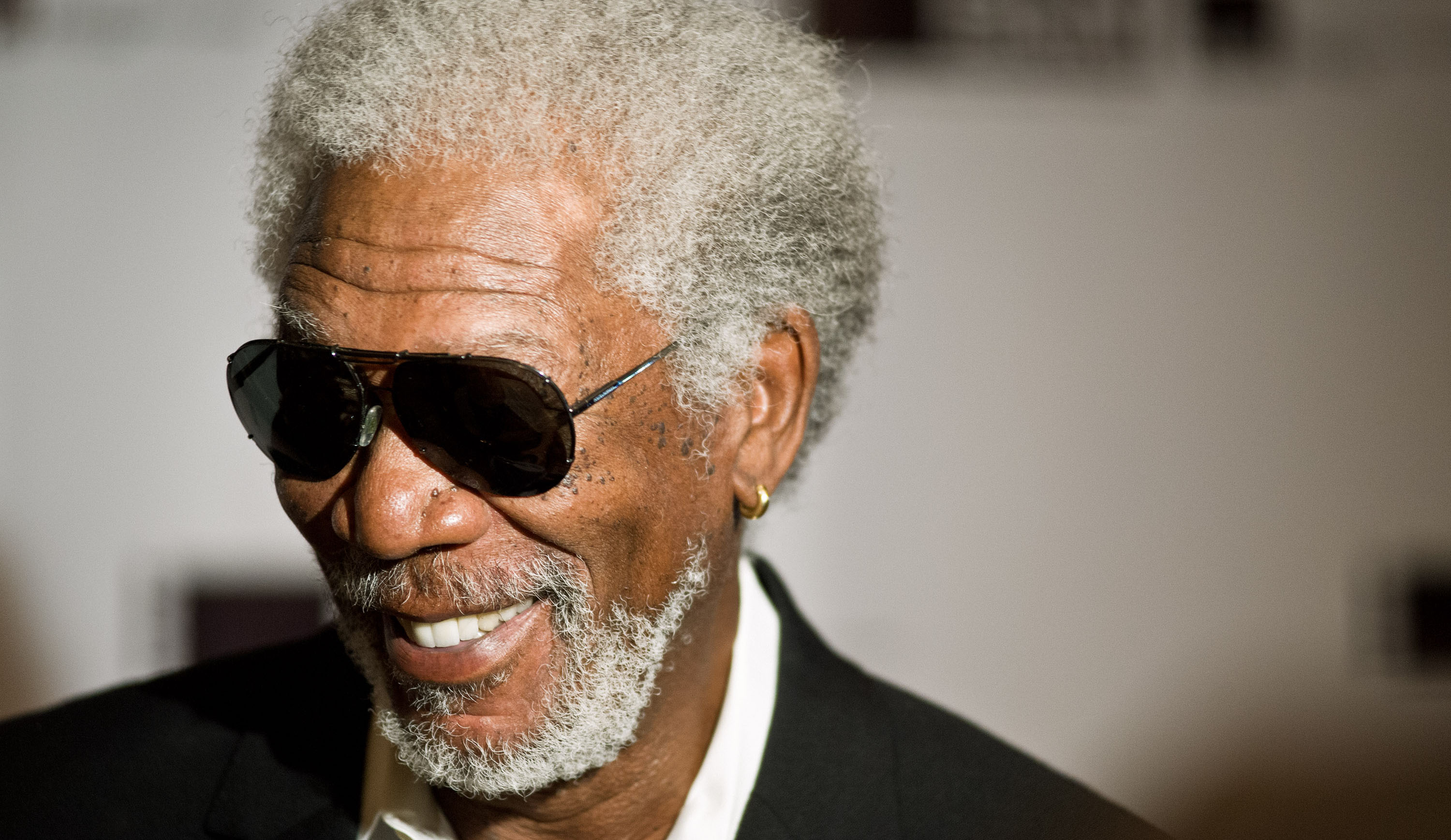 chilango - 10 cosas que nos gustaría hacer con la voz de Morgan Freeman