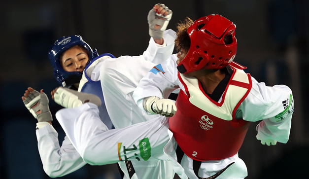 chilango - Itzel Manjarrez y Carlos Navarro avanzan a semis en TKD
