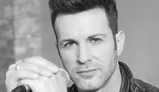 Axel regresa a México - Chilango