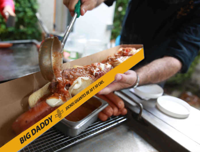 chilango - Detén todo lo que haces y lánzate a probar estos hot dogs