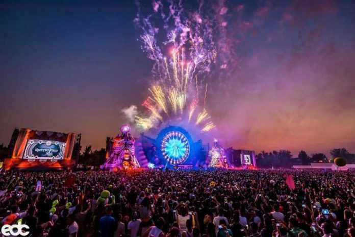 Chilango - Saca los ahorros. Este es el cartel oficial del EDC México 2018