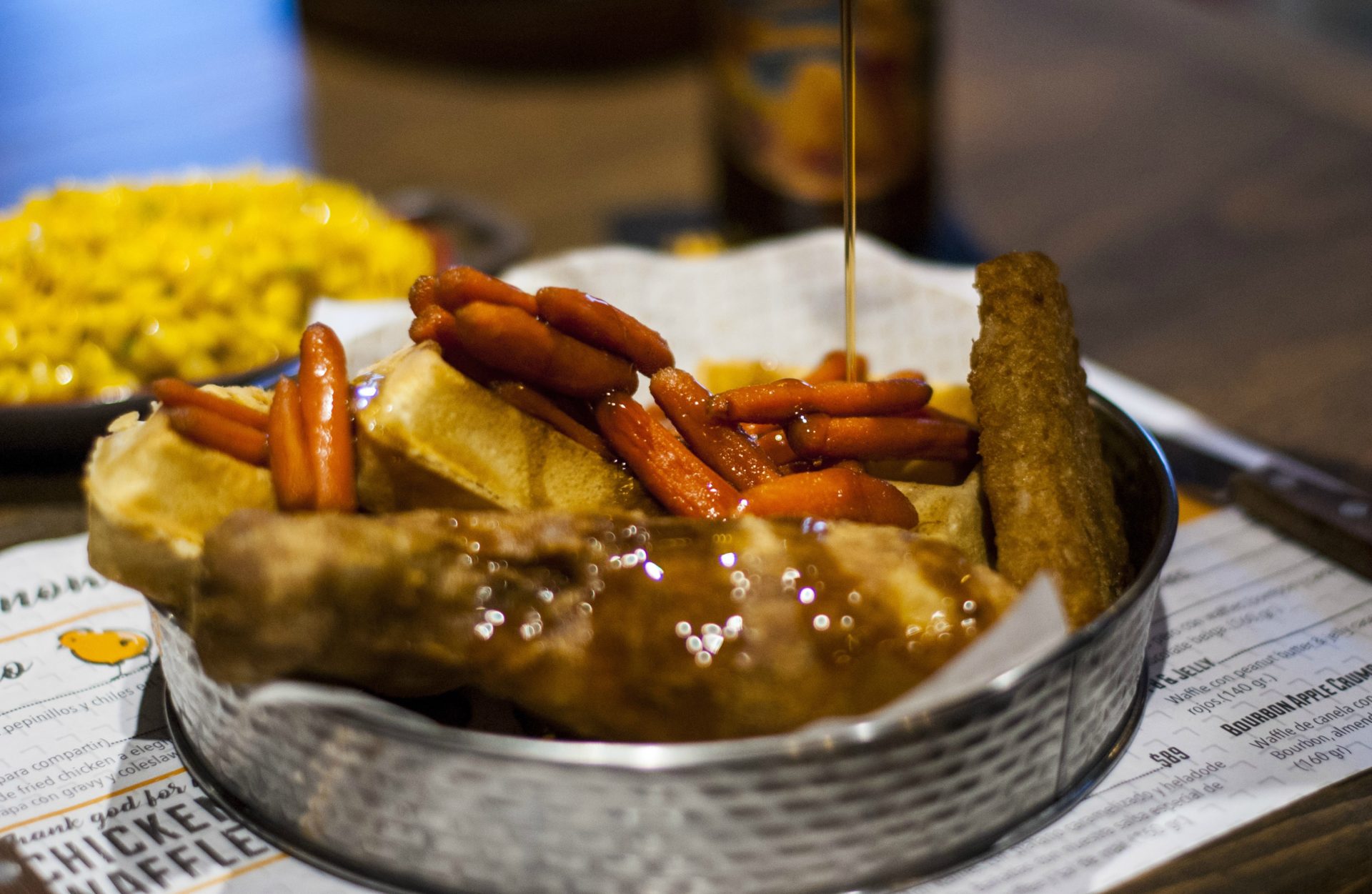 Chilango - Pollo frito con waffles: el munchies perfecto, en ...