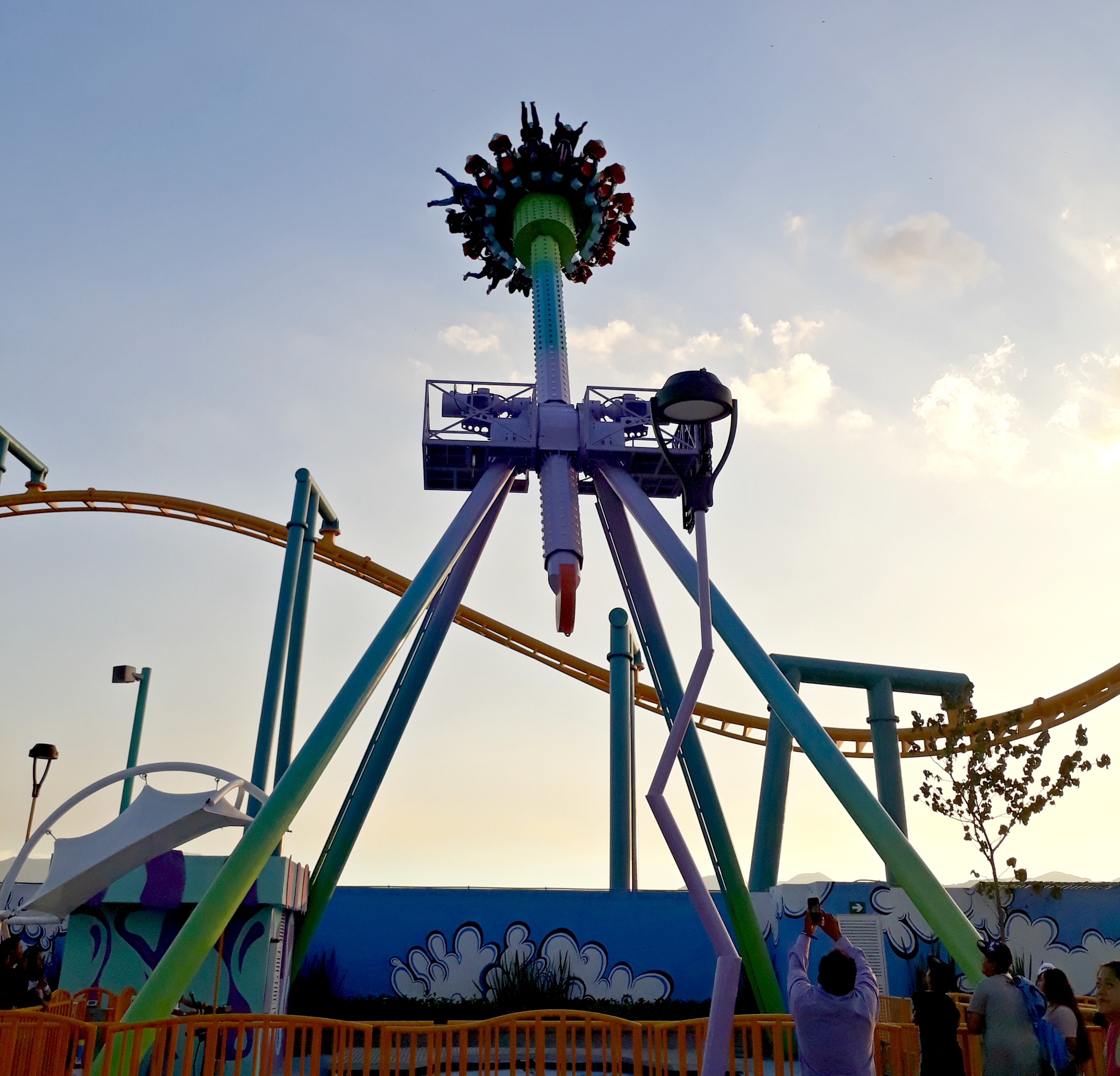 chilango - ¿Está chido Kataplum? Fuimos al nuevo parque de diversiones ...