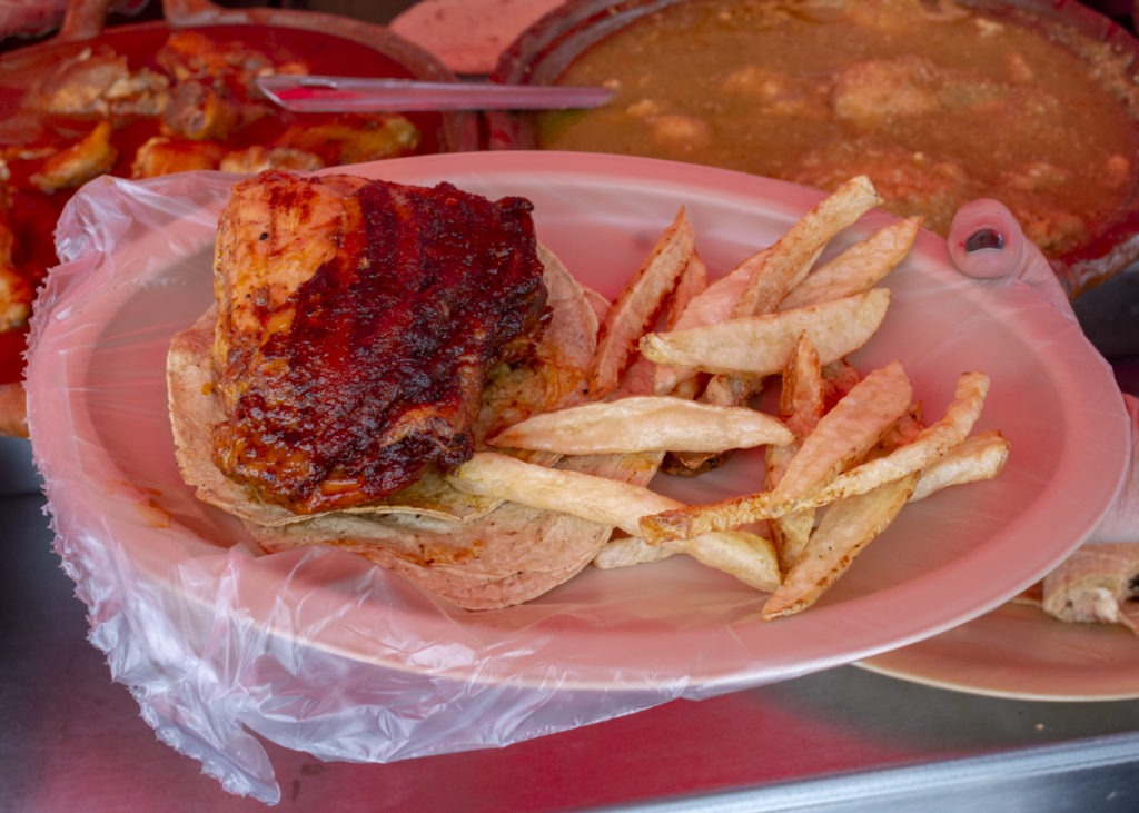 Chilango - Tacos de milanesa y de pechuga cordon bleu en "Todo de pollo"