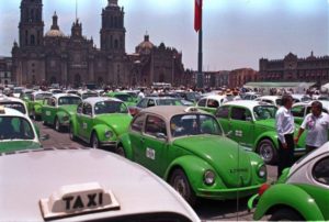 chilango - De cocodrilos a vochos: así cambiaron los taxis en la CDMX