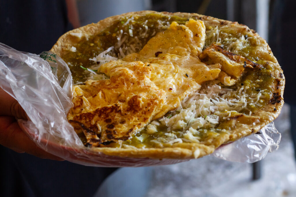 chilango - De La Merced para el mundo, estos son los sopes gigantes de ...