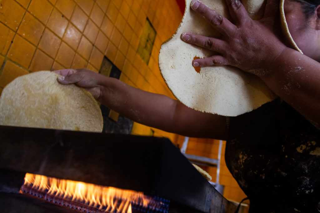 De La Merced para el mundo, estos son los sopes gigantes de 15 pesos ...