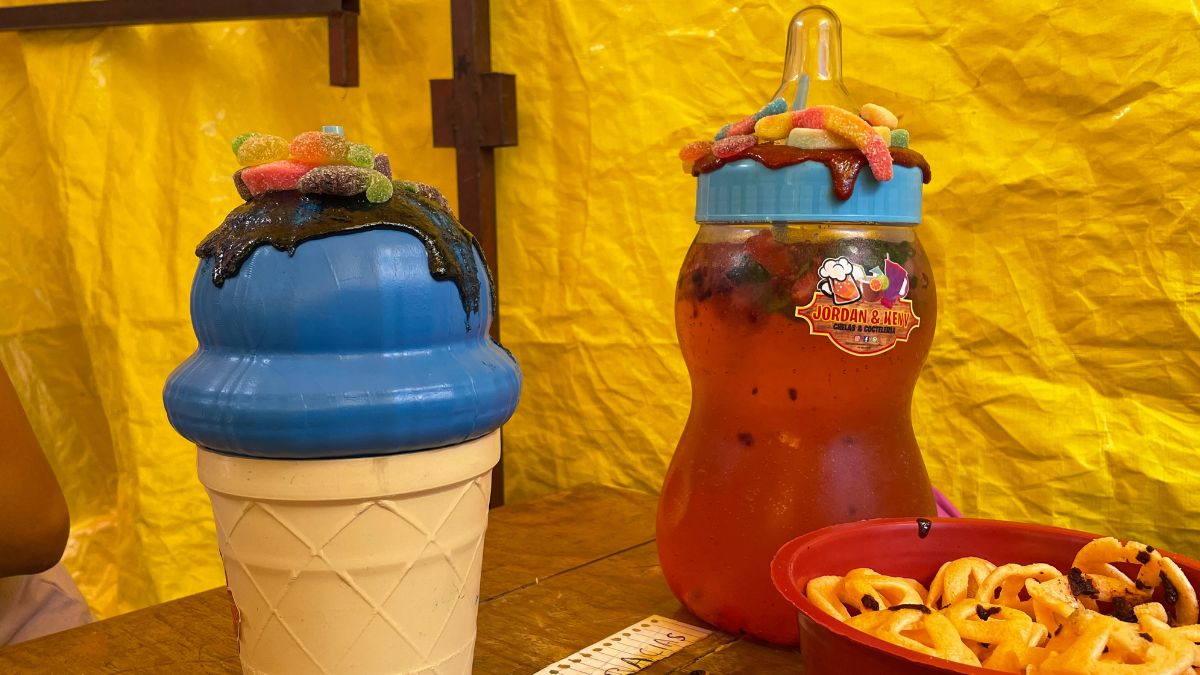 chilango - Tutsichelas, crayolas y hasta extintores, el multiverso de ...