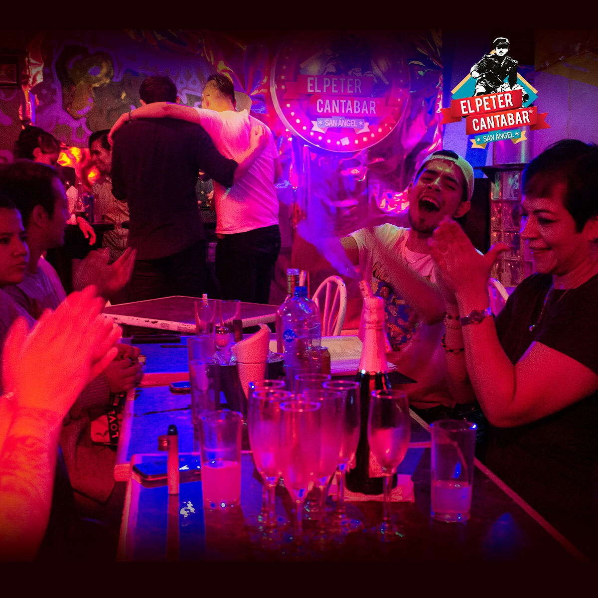 chilango - Canta tus rolas favoritas en los mejores karaokes en CDMX ...