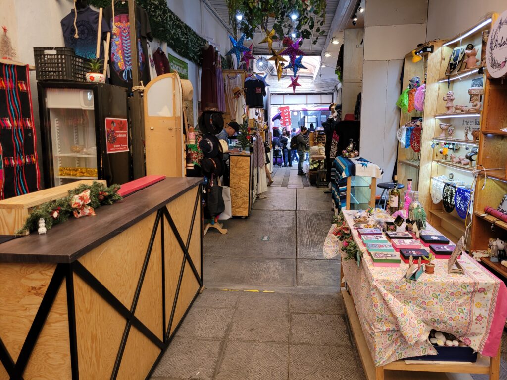 chilango - Un bazar mexicano escondido en las calles del Centro Histórico chilango - Un bazar mexicano escondido en las calles del Centro Histórico