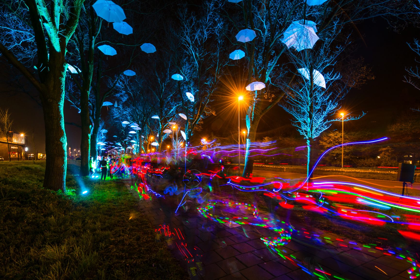 chilango - Electric Run 2023: Corre entre luces de neón y llega a una ...