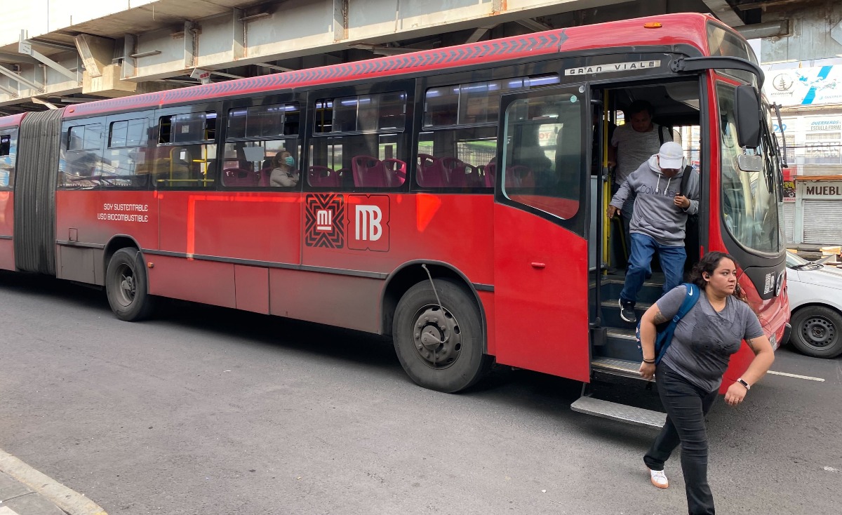 Chilango - Línea 12 del Metro reabre su tramo elevado; así fue el ...