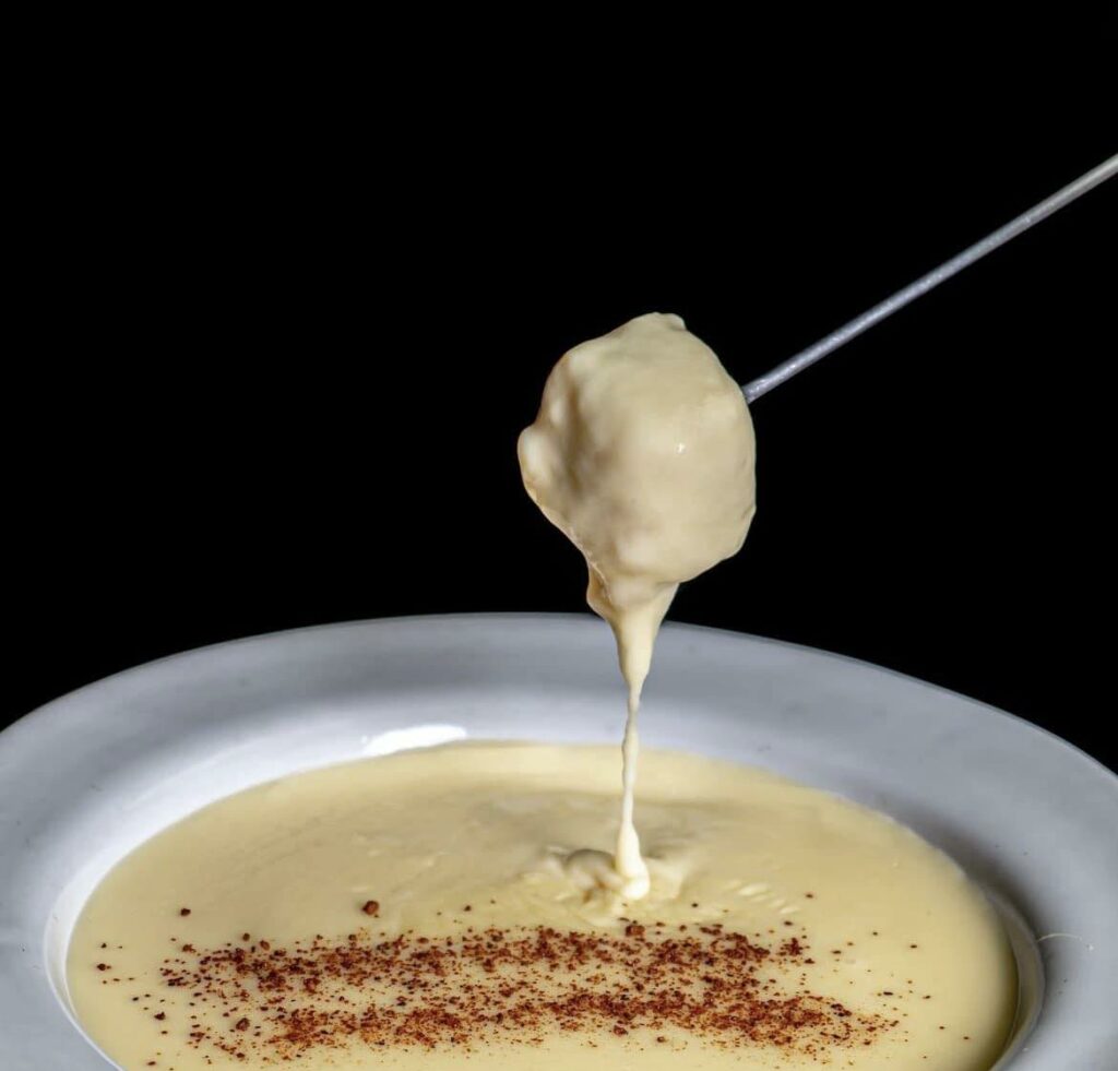 Ya no tienes que imaginarlo, conoce Hkuh el único restaurante suizo en ...