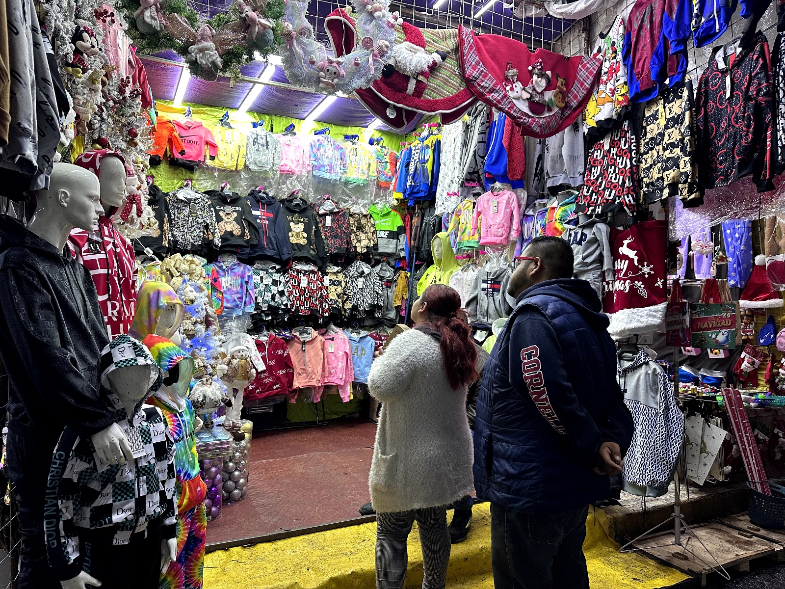 Chilango - Navidad: conoce este tianguis en CDMX con adornos y juguetes