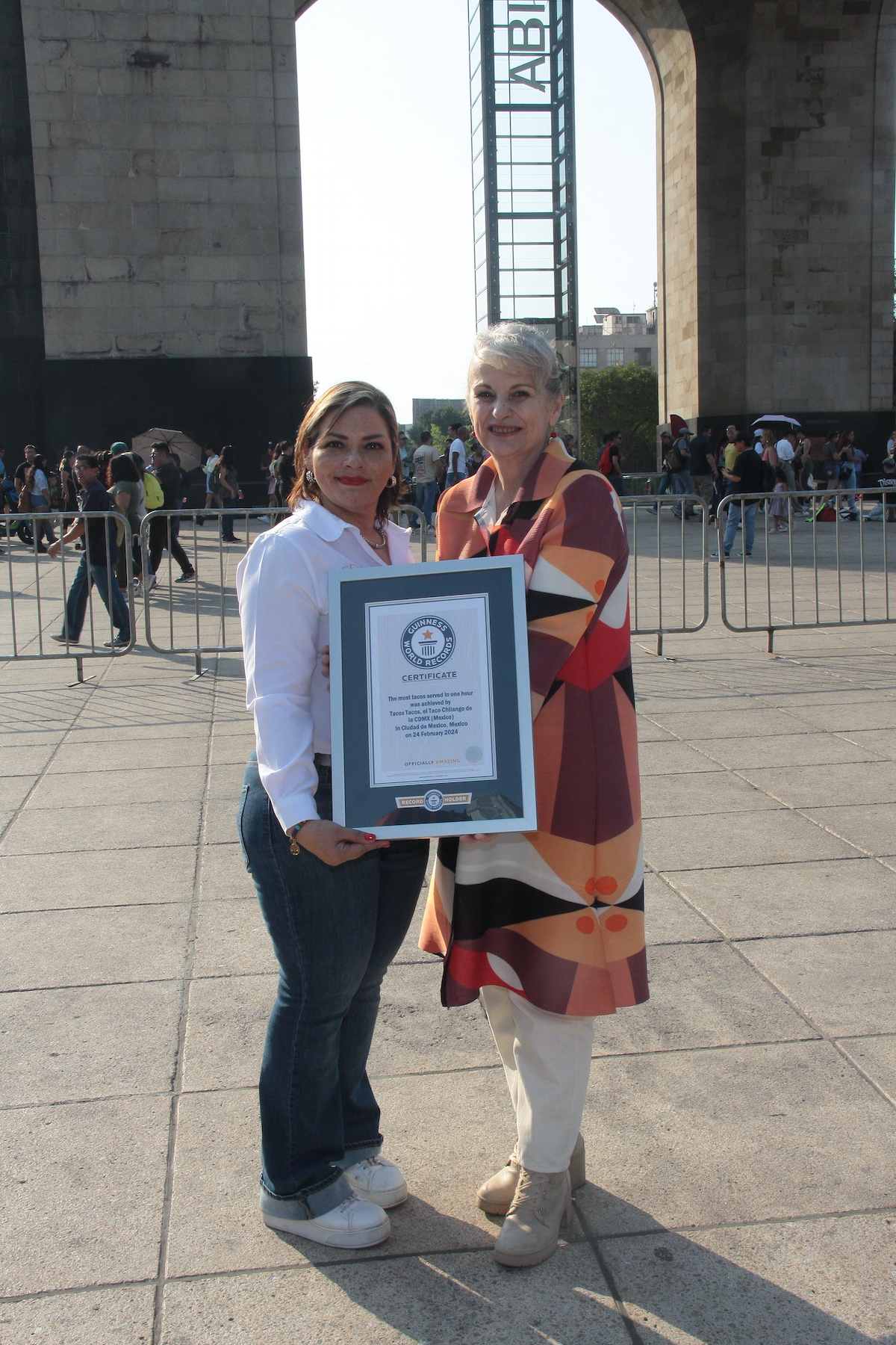 Chilango - Tacos Tacos rompe el Guinness World Records en CDMX