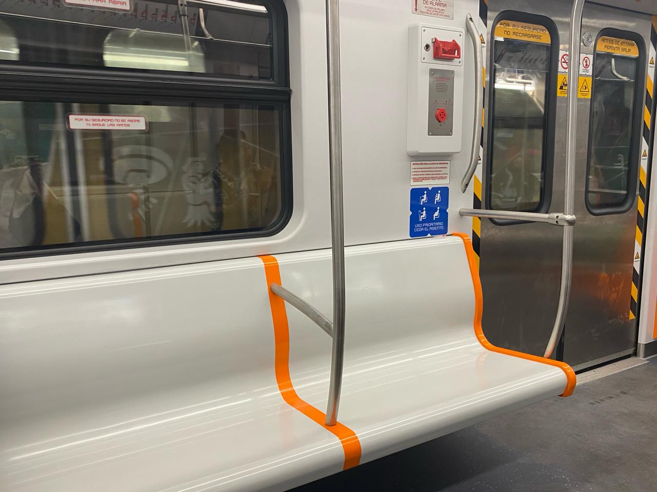 Chilango - Nuevo tren del Metro: modelo NM22 ya circula por la Línea 1