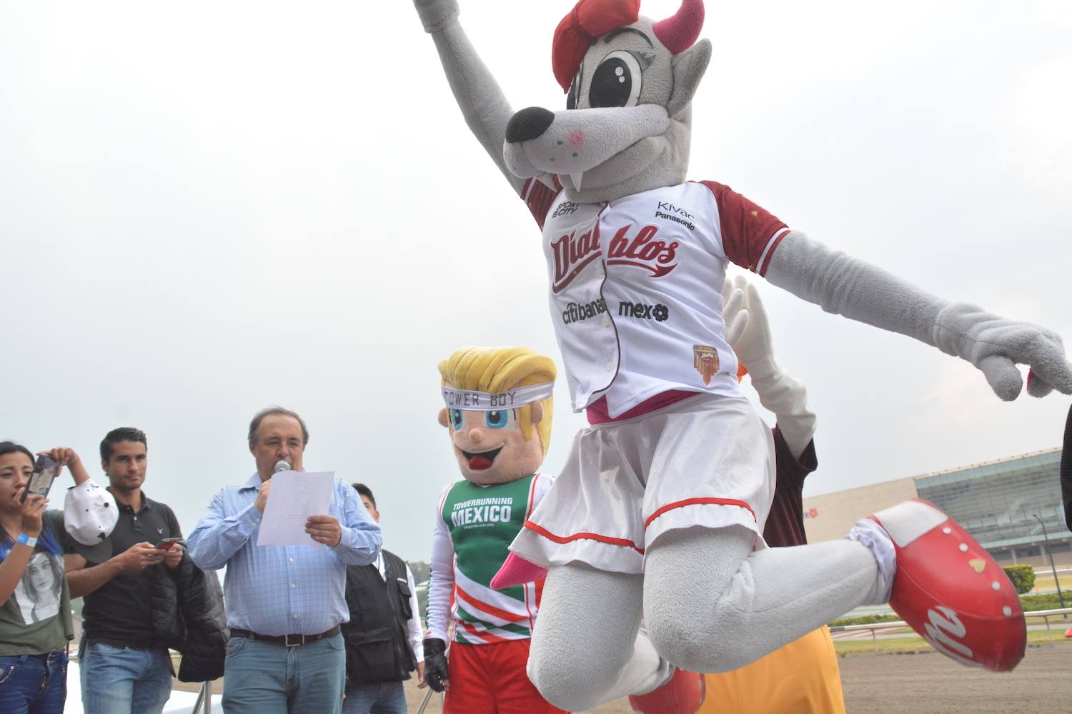 Chilango - Carrera de Botargas 2024 en el Hipódromo de las Américas