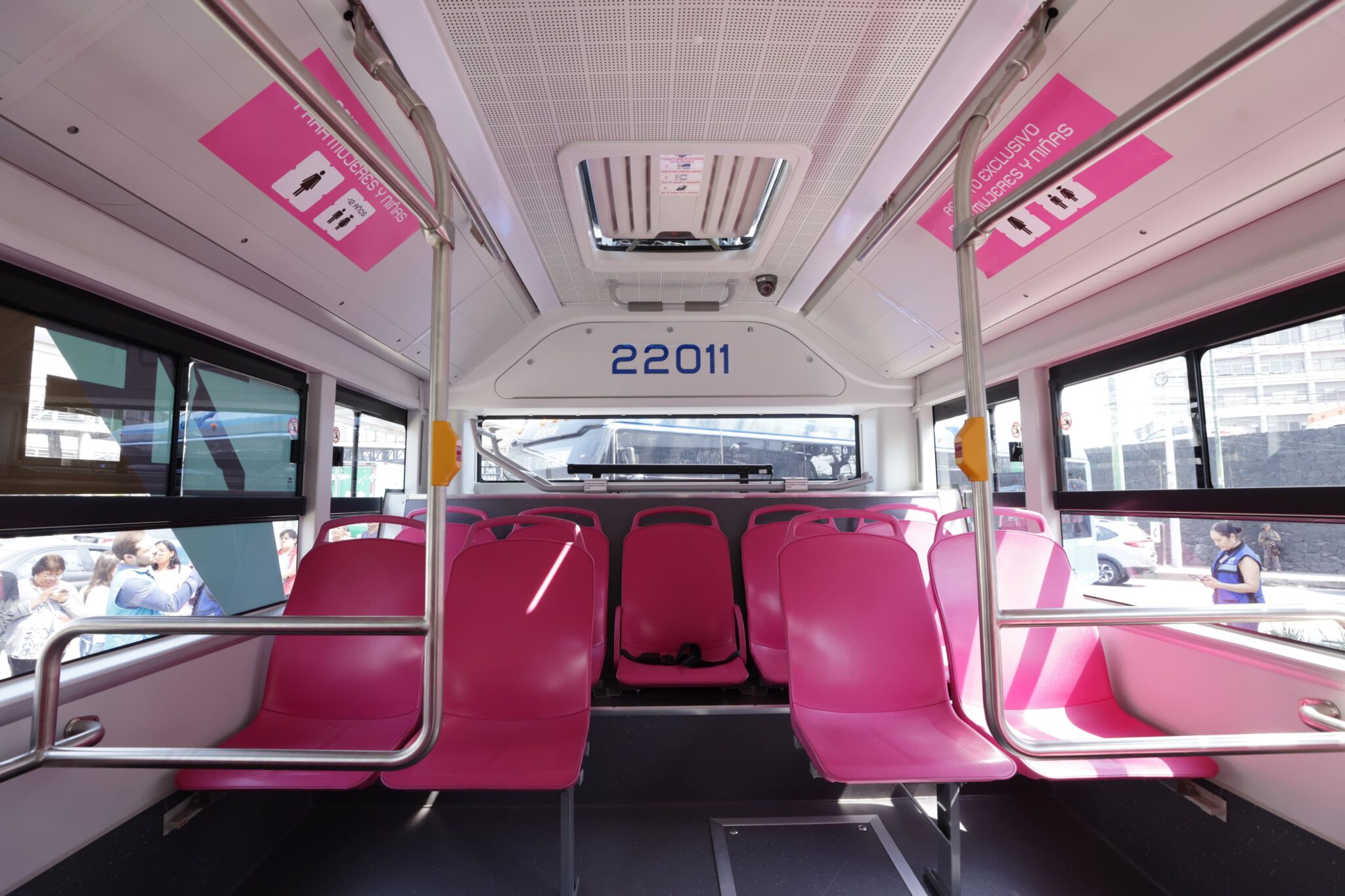 ¡Ya circula el nuevo trolebús en Av. Aztecas! Conoce la ruta ...