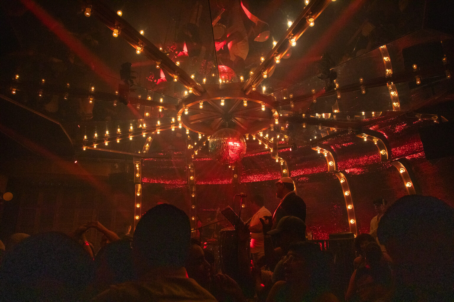 Chilango - El Babalú: Salón de baile en CDMX