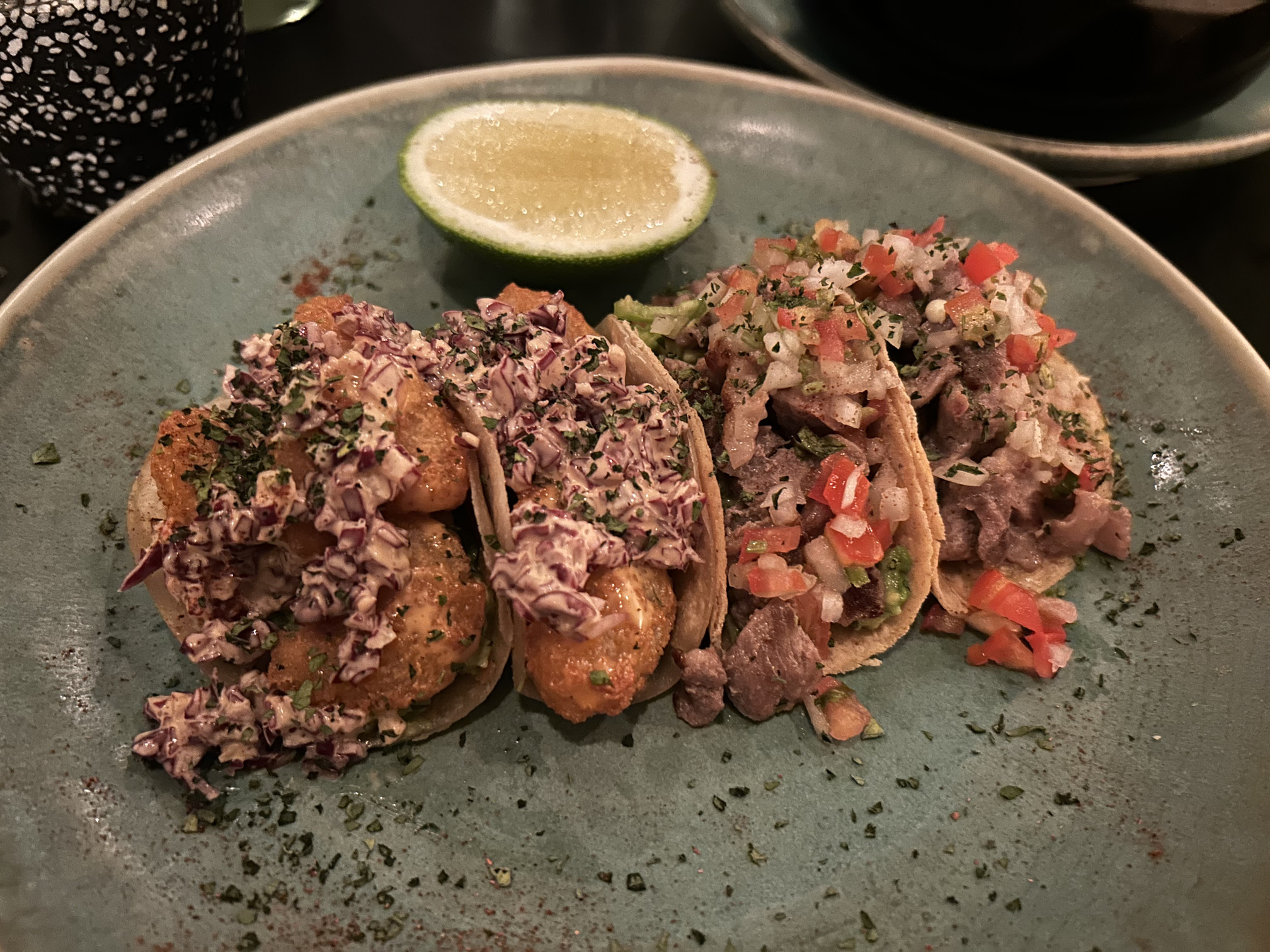 Chilango - Lounge Fernando: un bar 'oculto' en un hotel con comida ...