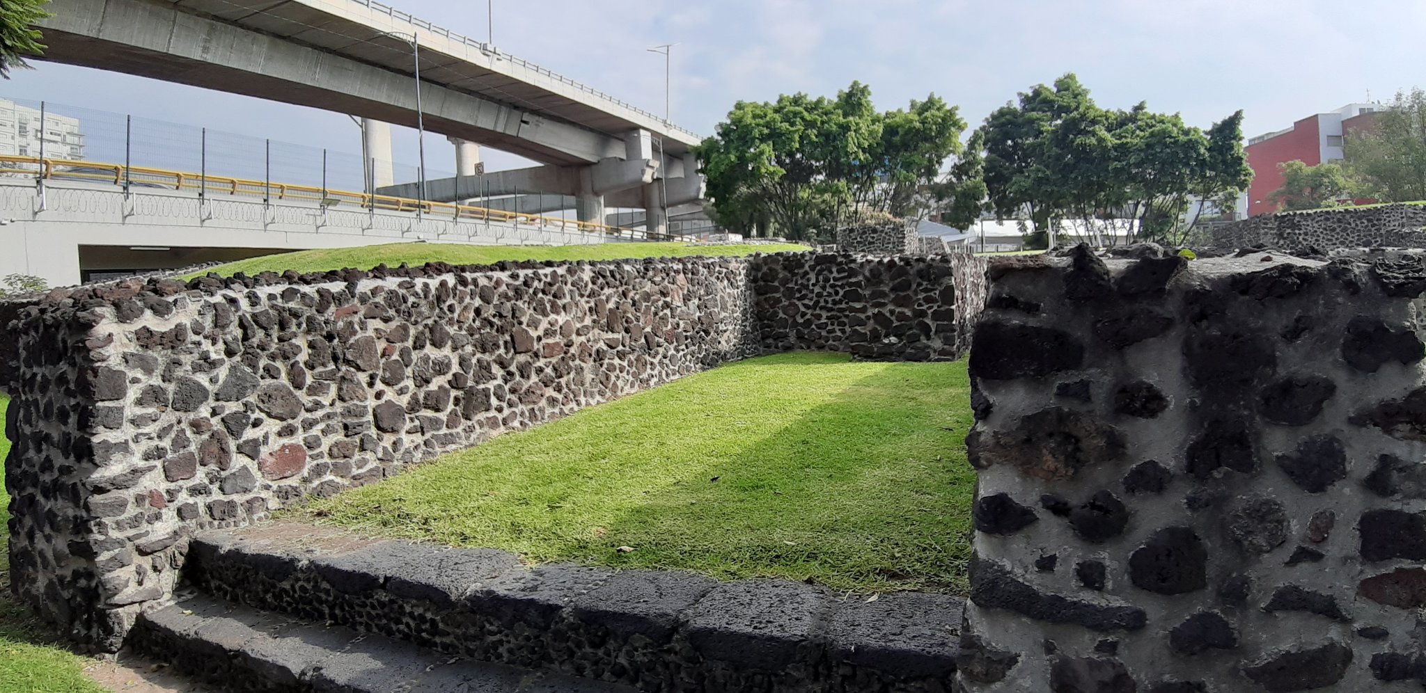 Chilango - Zona arqueológica de Mixcoac: Dónde se ubica y como visitarla
