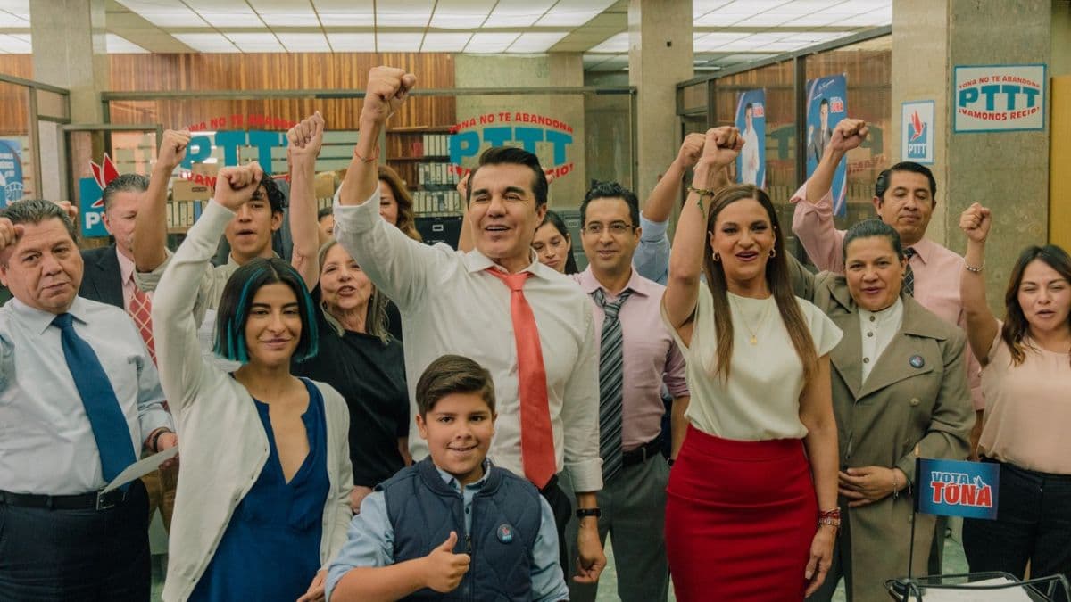 Chilango - El candidato honesto, la peli de Adrián Uribe que critica a ...