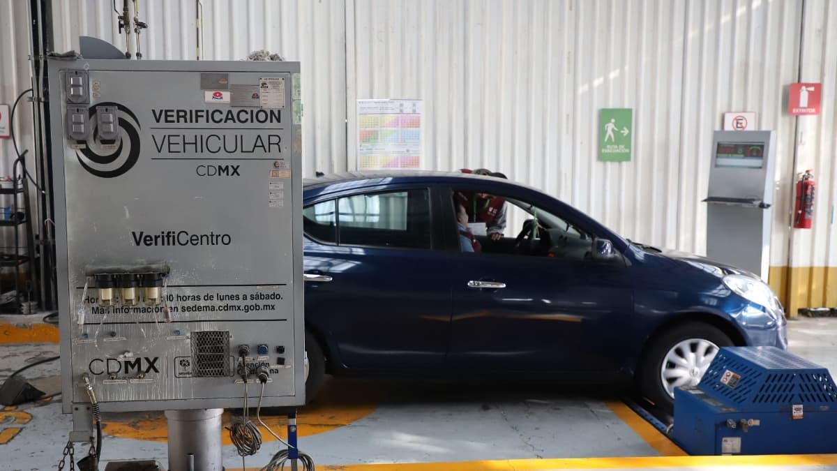 Chilango - Verificación vehicular CDMX: aumenta el costo en 2025; ¿cuánto?