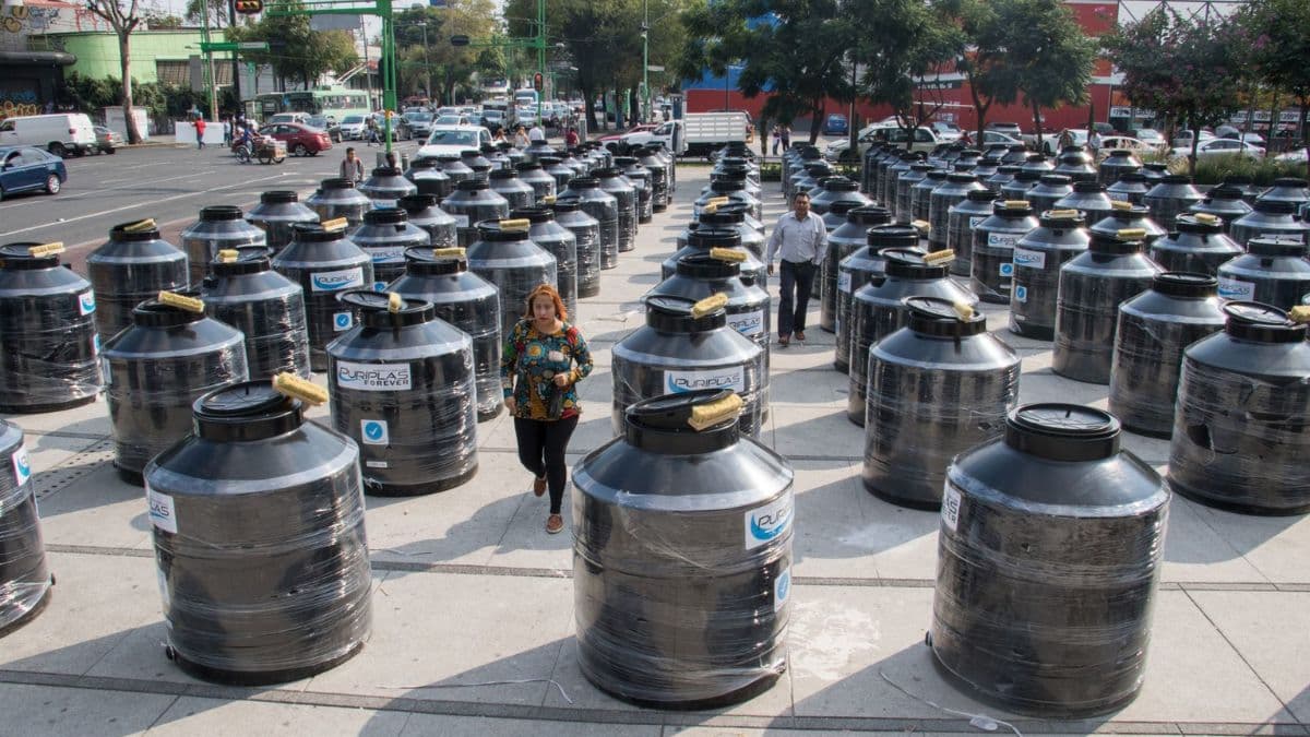 Chilango - Tinacos gratis en CDMX: Estos son los requisitos para obtenerlos