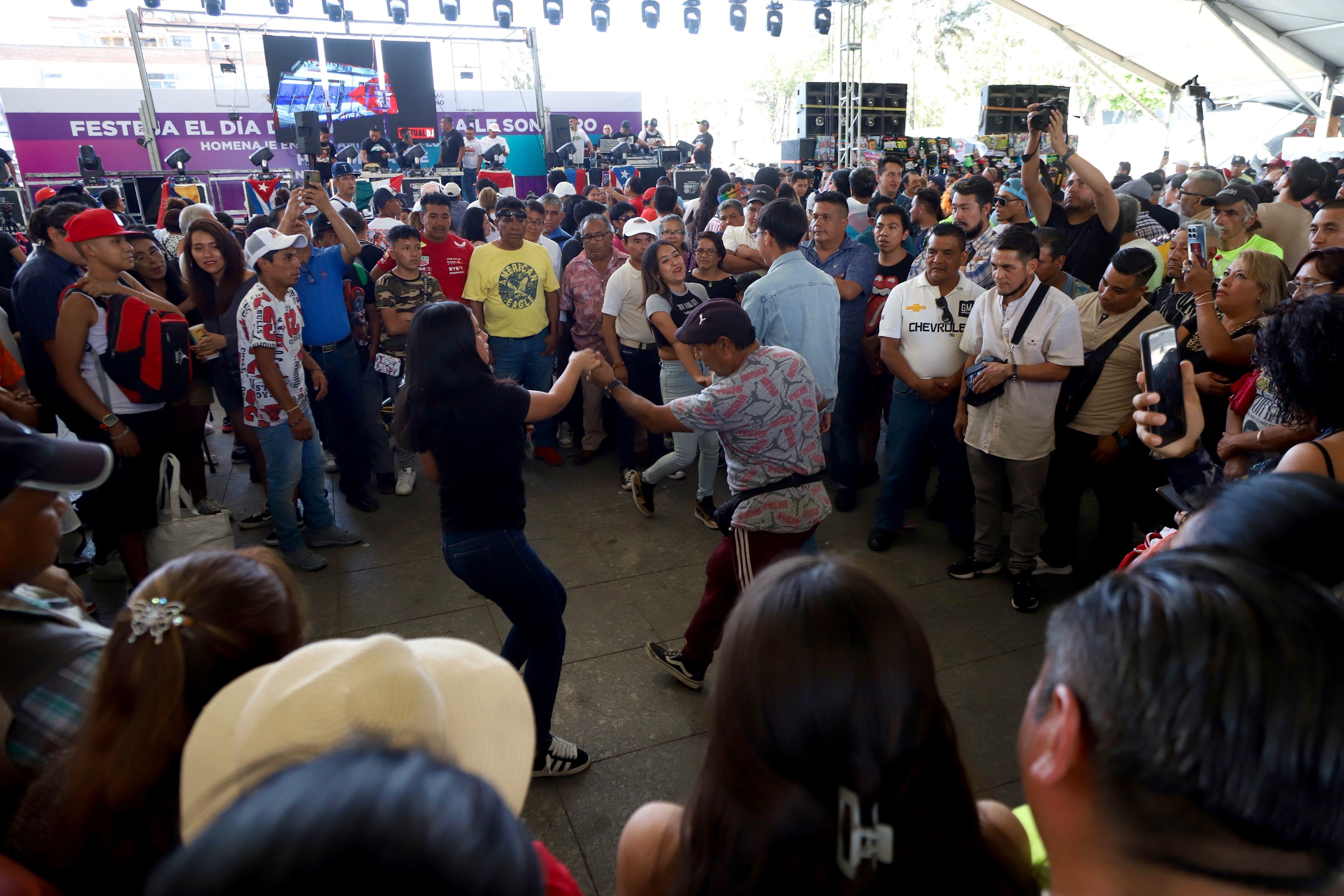 Chilango - Clases de sonidero por 40 pesos en metro Apatlaco